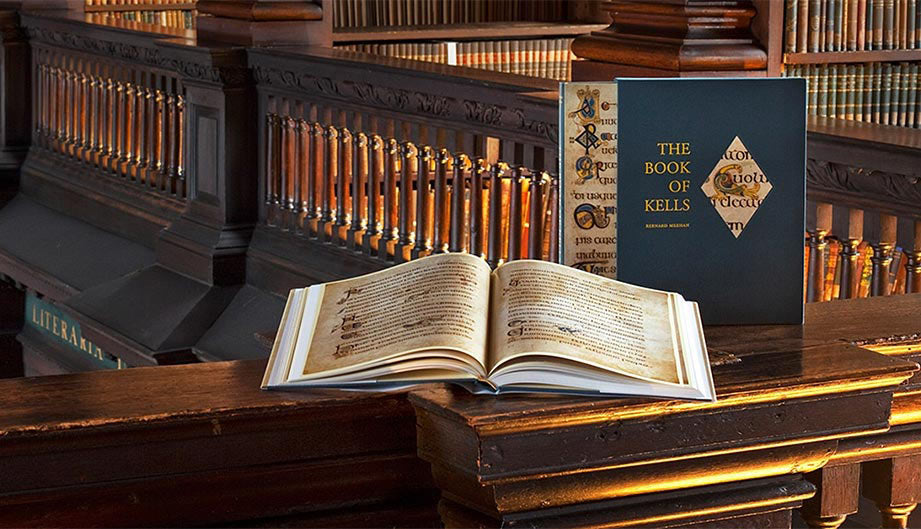 Books & Stationery – Trinity Gift Shop