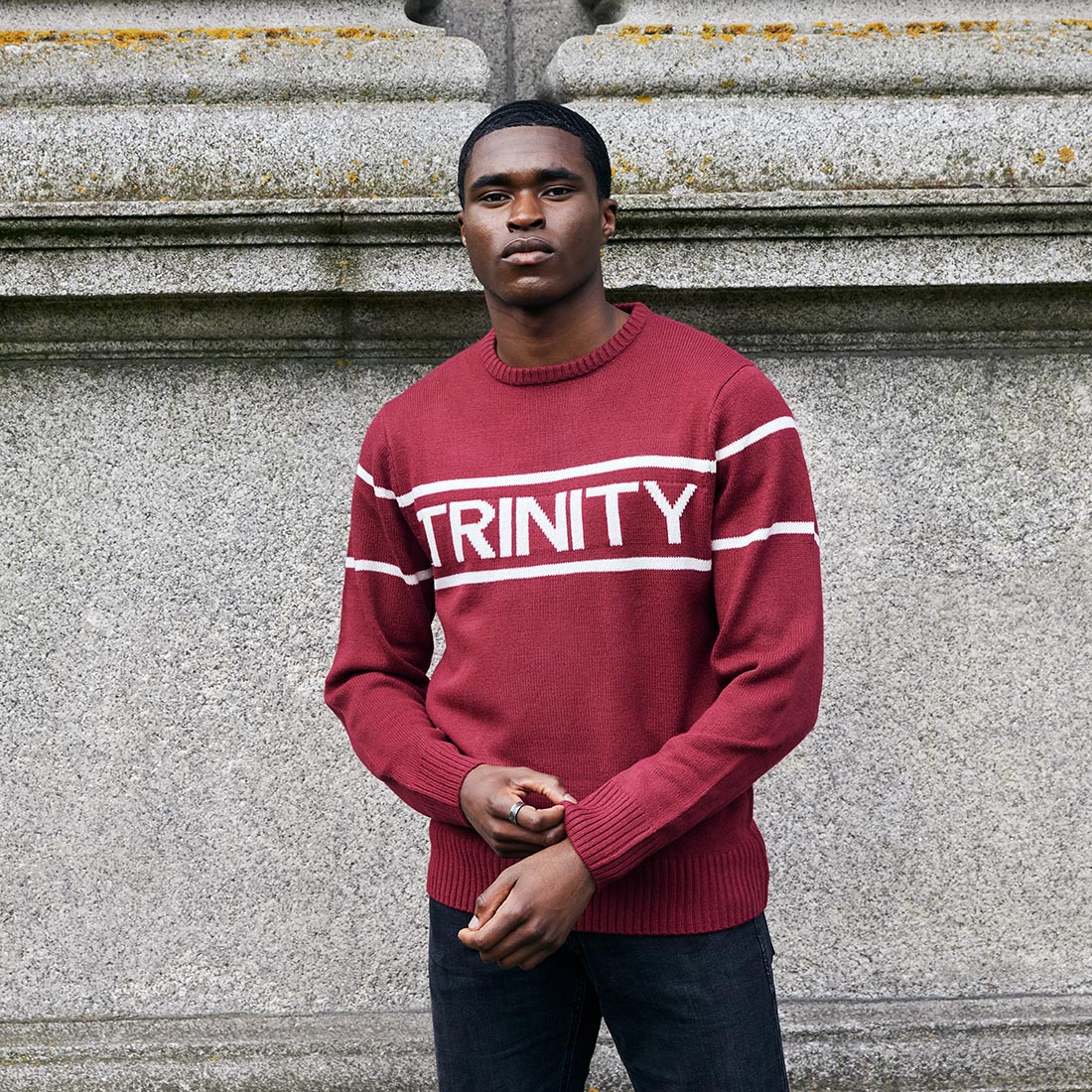 BURGUNDY/NATURAL TRINITY JACQUARD KNITTED JUMPER – TrinityGift Shop